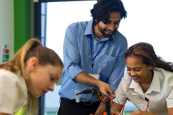 6 Key Qualities of a Good Teacher and 25 Ways to Live Them Out ...